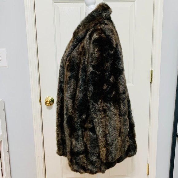 Jacques Saint Laurent | Jackets & Coats | Vintage Jacques Saint Laurent ...